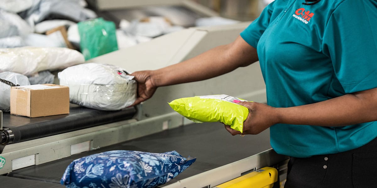 Shipping Options and Tips for Small Businesses | OSM